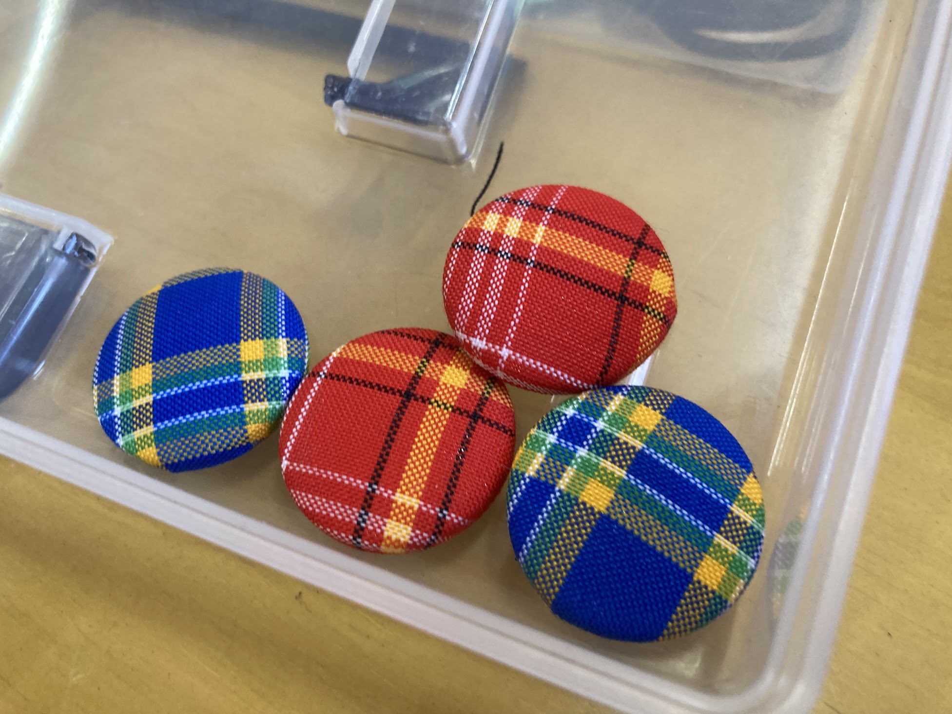 COSMO CRAFT PROJECT ヘアゴム作成 - 株式会社コスモ